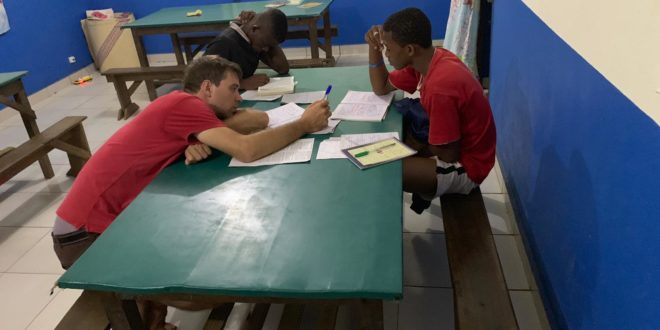 En tandem pour apprendre le malgache - Jeunes spiritains - Province de ...