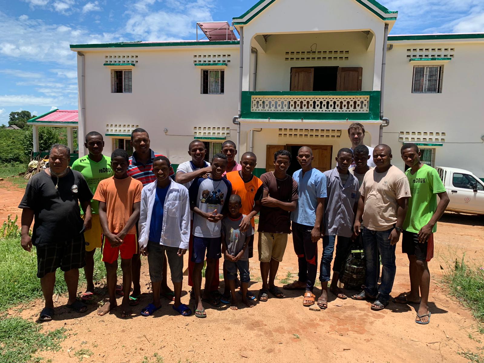 En tandem pour apprendre le malgache - Jeunes spiritains - Province de ...